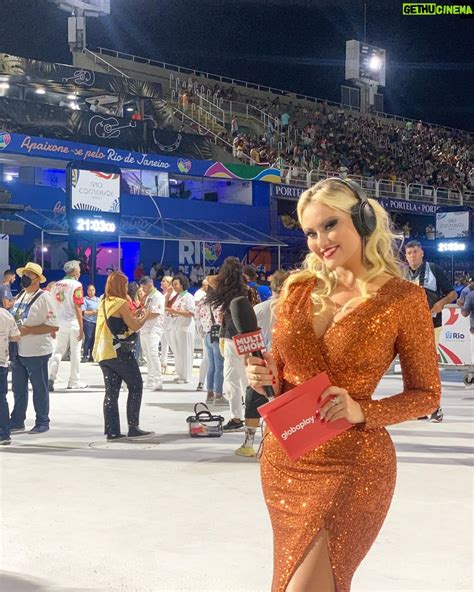 Actress Ellen Rocche Hd Photos And Wallpapers April 2023 Gethu Cinema