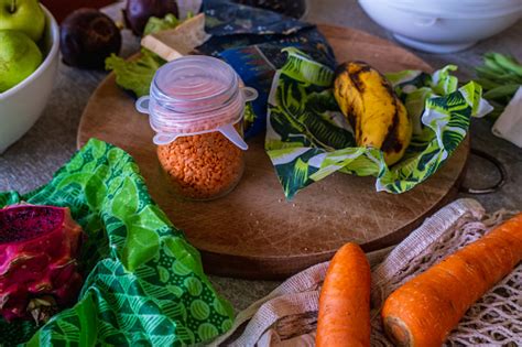 채소 과일 곡물 및 씨앗은 친환경 주방 포장에 보관되어 있습니다 밀랍 랩 재사용 가능한 지퍼락 실리콘 스트레치 뚜껑 메쉬 면 가방 제로 폐기물 지속 가능한 플라스틱 무료