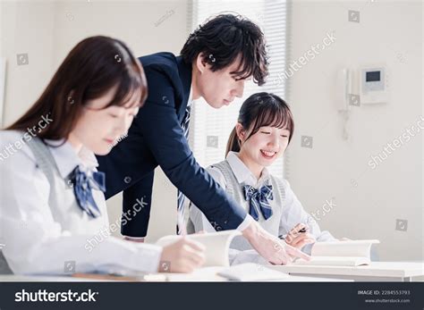 8089 일본의 고등학교 교실 이미지 스톡 사진 및 벡터 Shutterstock