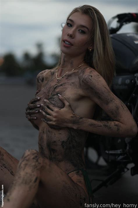 Heyhorny Mira Heyhorny Nude Onlyfans Leaks The Fappening Photo Fappeningbook
