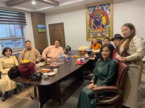 Шинэ Монгол Харүмафүжи сургуулиар монгол багш лхаарамба Д Жавзандорж зочиллоо Шинэ Монгол