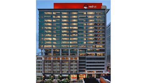 ريد هات وأوراكل تعززان تعاونهما لتوفير نظام التشغيل ريد هات انتربرايز لينكس على منصة