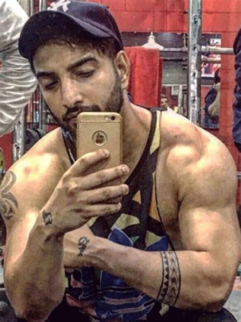 Dev Banerjees Instagram Twitter And Facebook On Idcrawl