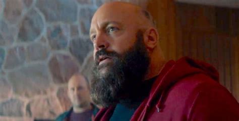 Noch Mehr Zu Sehen Von Kevin James Als Neonazi Gibt Es Auf Den Neuen