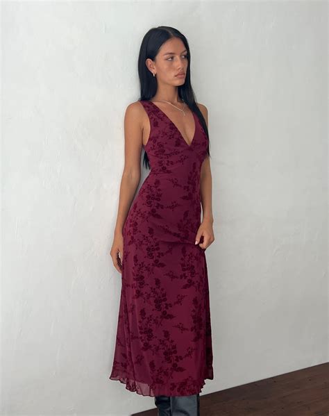 Pin By Elsie Weimann On Slim Fit Womens Fashion Dresses Women Long