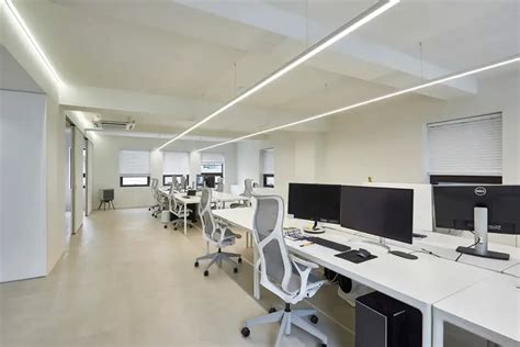 화이트and우드톤 고급스러운 50평 사무실 인테리어 서초구 서초동