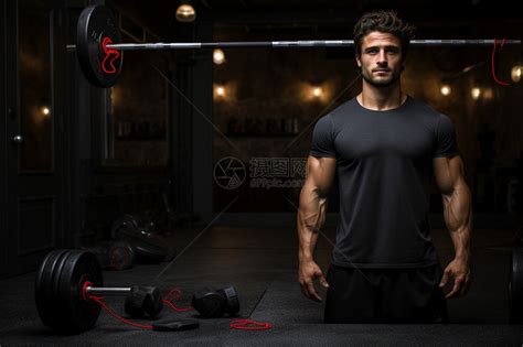 健身的男人高清图片下载 正版图片600322498 摄图网