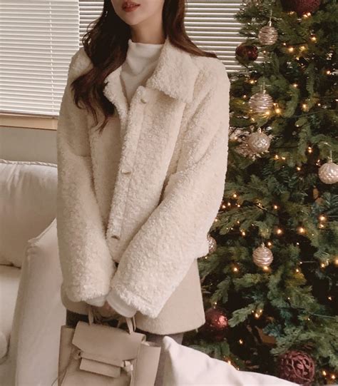 에브리모닝 클루드 무스탕 퍼자켓