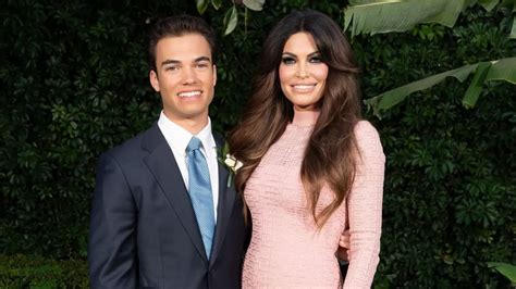Kimberly Guilfoyle Ποιος είναι ο 19χρονος μοναχογιός της που
