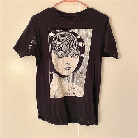 Uzumaki Junji Ito Graphic Tee Well Worn Size Depop