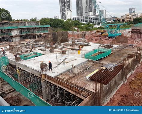 Building Substructure And Super Structure Under Construction Using The Open Cut Method