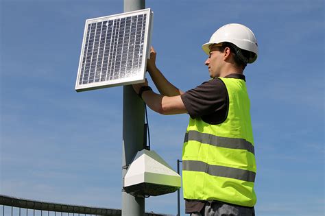 Community Monitoring Vs Industrial Monitoring Aqmesh