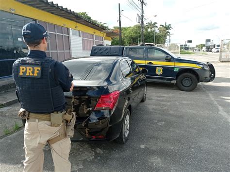 Prf Recupera Carro Roubado Usado Em Transporte Por Aplicativo — Polícia
