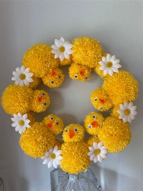 Easter Chick Pompom Wreath Easter Pom Pom Crafts Easter Crafts Diy