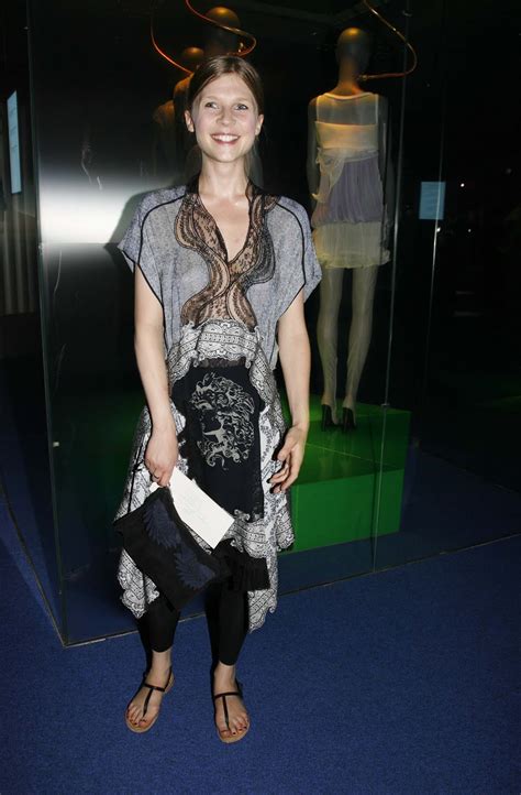 Celebrity Feet Gallery