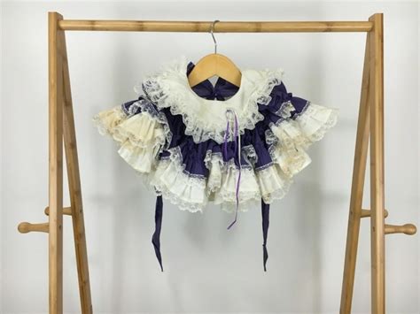 VTG Lid L Dolly Babe Girl Ruffle Lace Circle Purpl Gem