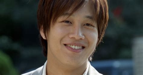 연예인 과거 포토 부드러운 미소의 차태현