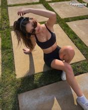 Ella Mendelsohn S Sexy Instagram Photoshoot Aznude