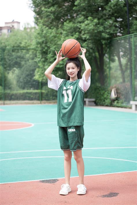 [Язык художественного изображения] 2023 11 25 Давай вместе поиграем в мяч после школы Чэн Цзы