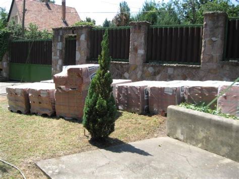 Hódfarkú Cserép Eladó Leányfalu Csendes Utca Egyéb Eladó