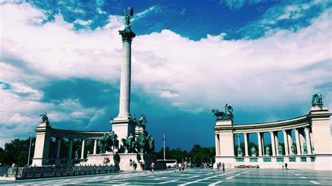 Pin De Matilde Morais Em Budapest