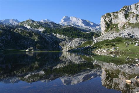 8 Day Picos De Europa Driving Holiday Pura Aventura