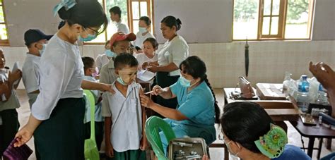 လှည်းကူးမြို့နယ်၌ ကိုဗစ် ၁၉ ရောဂါကာကွယ်ဆေး ဒုတိယအကြိမ်ထိုးနှံပေး Information And Public