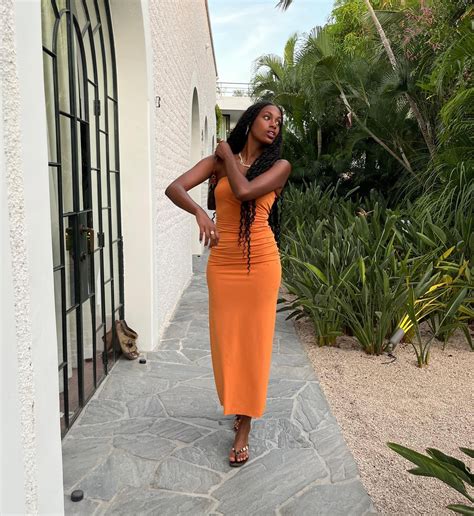 The 9 Best Lychee Perfumes Hands Down Who What Wear