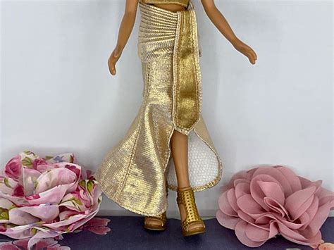 Bratz Doll Masquerade Odelia Egyptian Pink Hair 4560791024