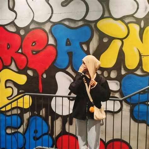 Hanin Essid Saaid Hanin • Threads Say More