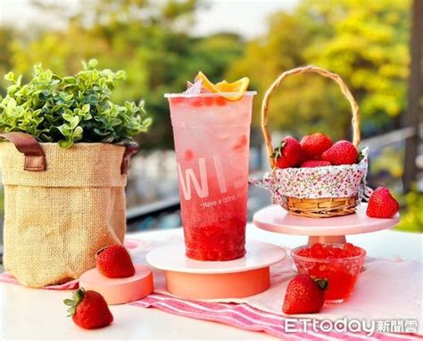 全吸得到草莓啵啵！ 冬季最新「草莓蜜桃、草莓柳橙手搖飲」來了 Ettoday旅遊雲 Ettoday新聞雲
