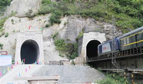 渝怀铁路二线 渝怀二线 渝怀复线 第8页 大山谷图库