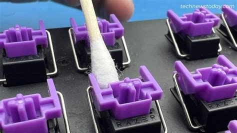 How To Clean Mechanical Keyboard In 7 Steps