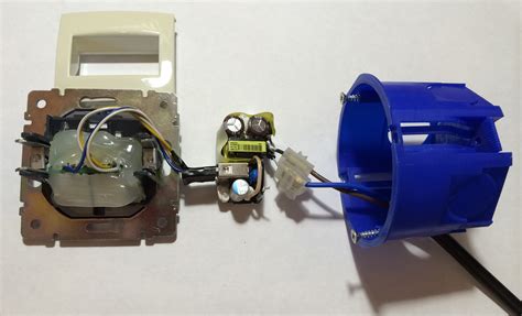 Внутренняя USB зарядка / Хабр