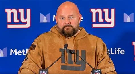 Brian Daboll Trolled The Media With His Game Ball Presentation