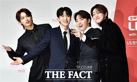 세븐틴 퍼포먼스팀 준 호시 디노 디에잇 [포토] 포토 기사 더팩트