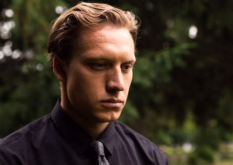 Burden 2022 Par Ethan Hickey