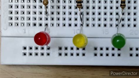 Traffic Lights🚦with Raspberry Pi Part 1 Youtube