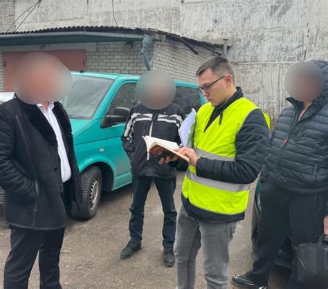 Поліція Київщини затримали працівників Держпраці на хабарі ФОТО