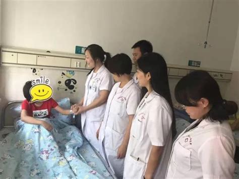 怪了湖南11岁女孩经常不受控发出汪汪狗叫声这是为何 苗苗
