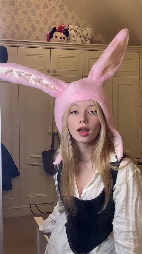 Pin By Erayizm On Pp Cute Beauty Beautiful Girl Dance Asian Short Hair