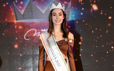 Miss Italia 2022 Chi è La Vincitrice Lavinia Abate La Sua Storia