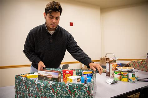 Asi Drive Through Effort Will Fill Thanksgiving Food Baskets