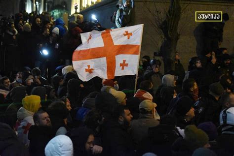 ქვეყანაში განვითარებული მოვლენების ფონზე კავკასიისა და საქართველოს უნივერსიტეტებმა სასწავლო