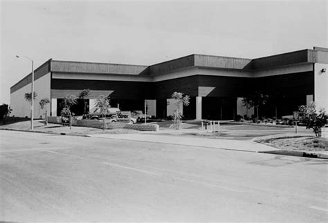 Hof Dick Cepek Specialty Equipment Market Association Sema