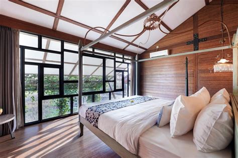 Villa Unik Kamar Tidur Untuk Liburan Rame Rame Di Dekat Seminyak