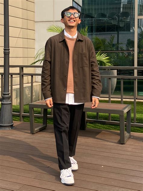 ดูไอเดียสไตล์การแต่งตัวสำหรับ「เสื้อเชิ้ต ผ้าออกฟอร์ด แขนยาว ทรงเข้ารูป、กางเกง Miracle Air 2way