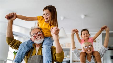 ¿por Qué Se Celebra Hoy El Día De Los Abuelos En España Im Jahr 2024