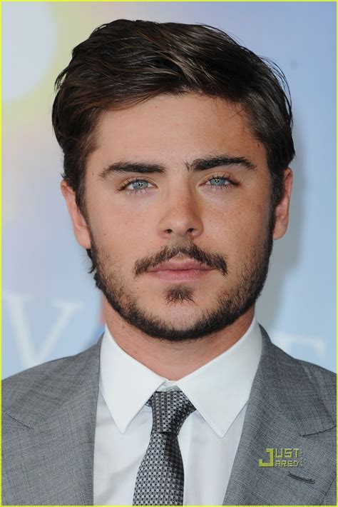 Zac Efrons Beard Love It Or Leave It Photo 2479065 Zac Efron