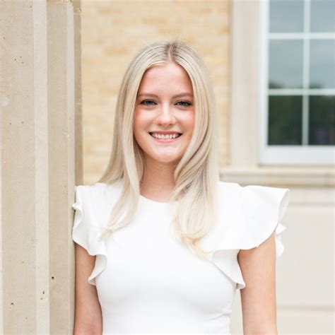 Hannah Pool Business Development Representative The Realreal Linkedin